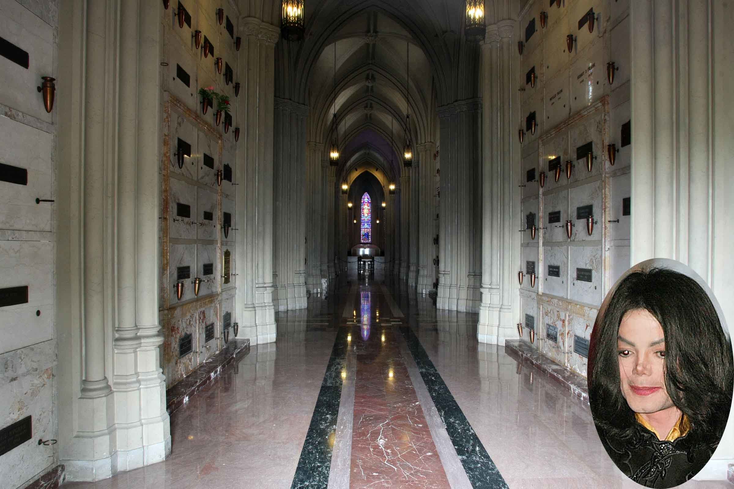 Gravesites Of Famous Celebrities 60 Photos - Moonagedaydream.film