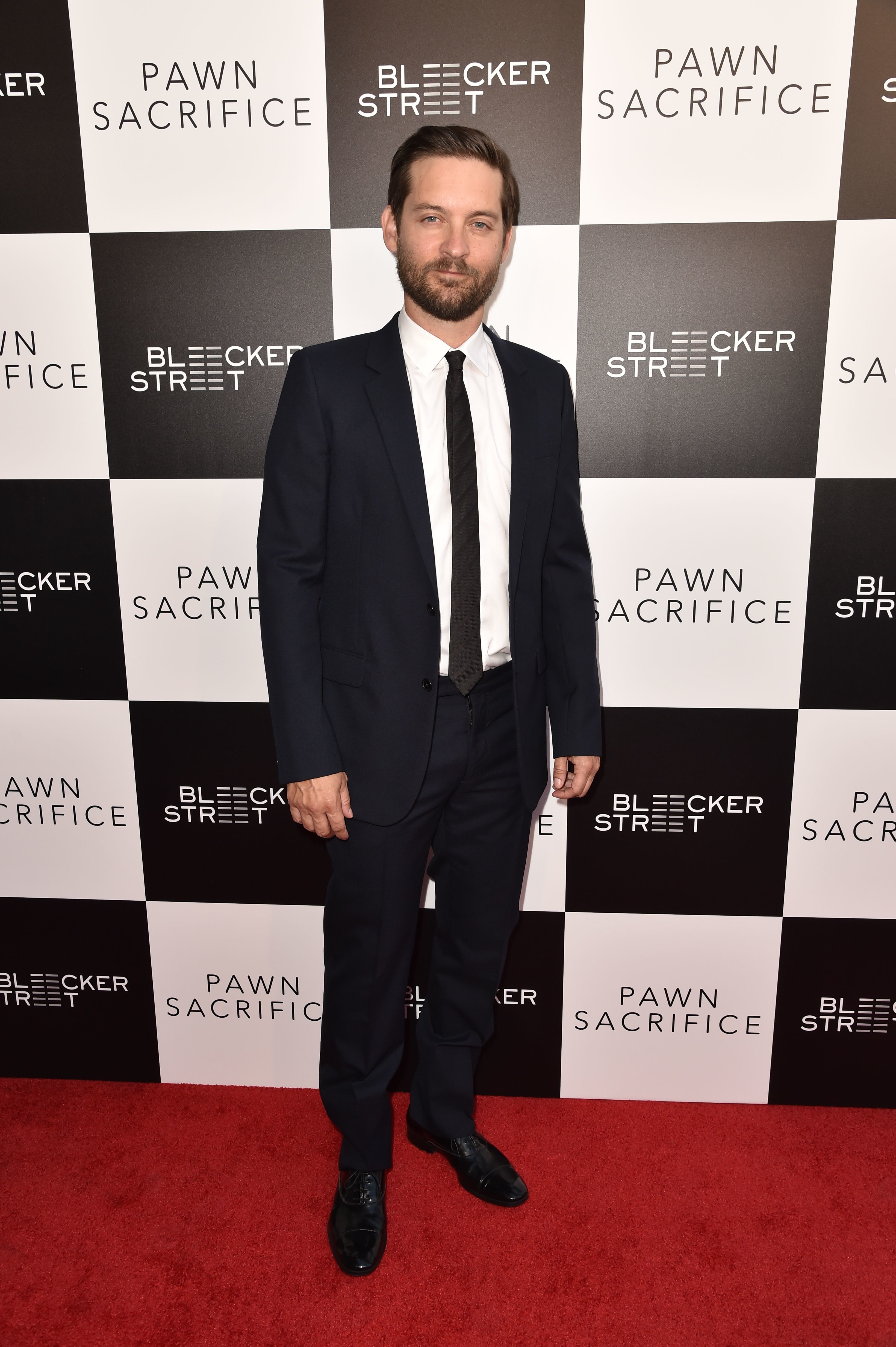 Are Emma Stone and Tobey Maguire getting flirty? | Wonderwall.com